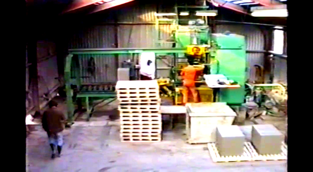 400 ton Single-Mould Slab Press, Take-off & Tooling, O/No. 001-64560, c ...