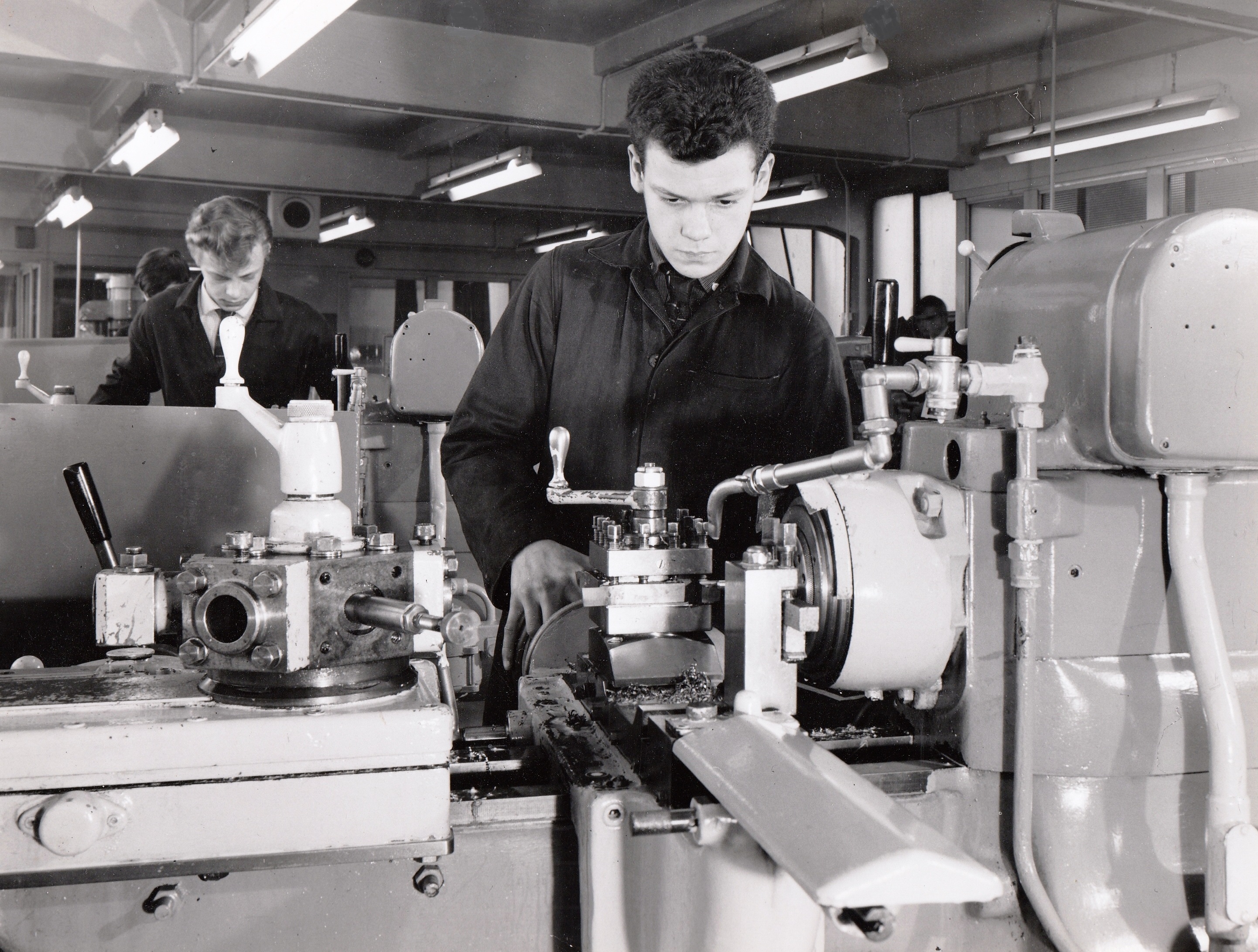 Apprentices at Work | Photographs of Apprentices at Work | Fielding and ...