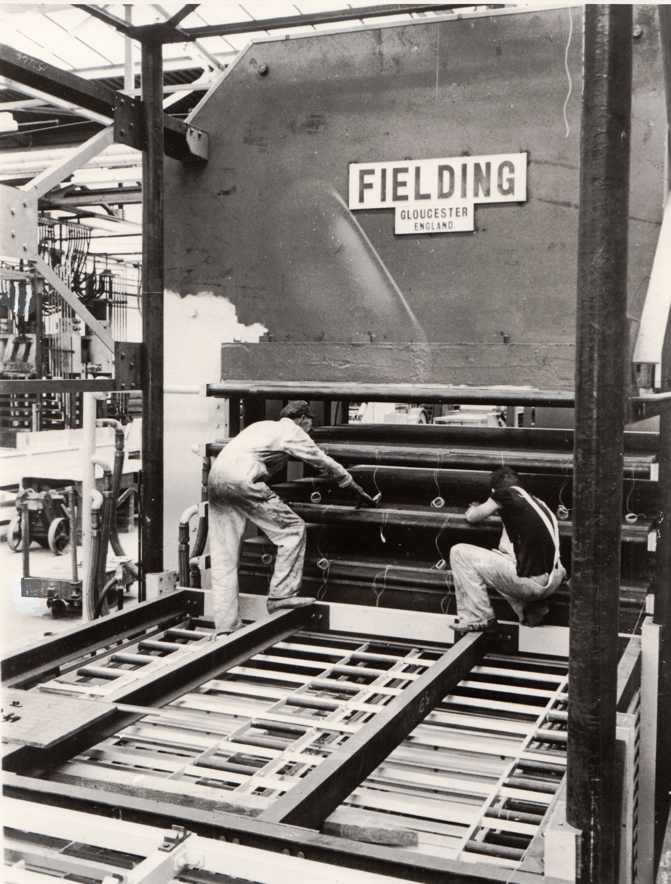 6100 ton Platen Press, views taken on site, O/No. 65470 c.1967 ...