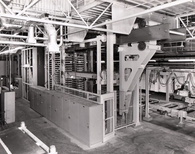 6150 ton Multi-Daylight Platen Press, views taken on site, O/No. 66320 ...